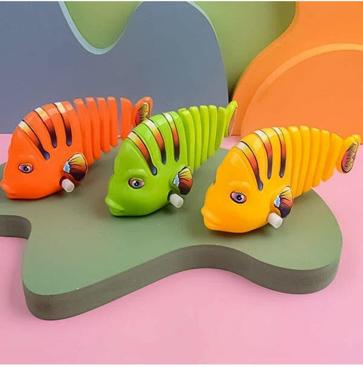 Wind-Up Wiggle Fish Toys – Pana Playhouse